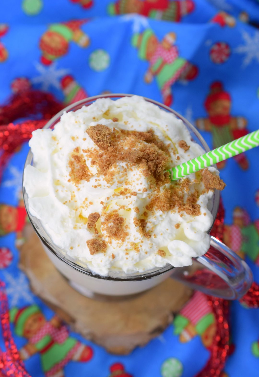 Spiked Gingerbread Milkshake – Snacks and Sips
