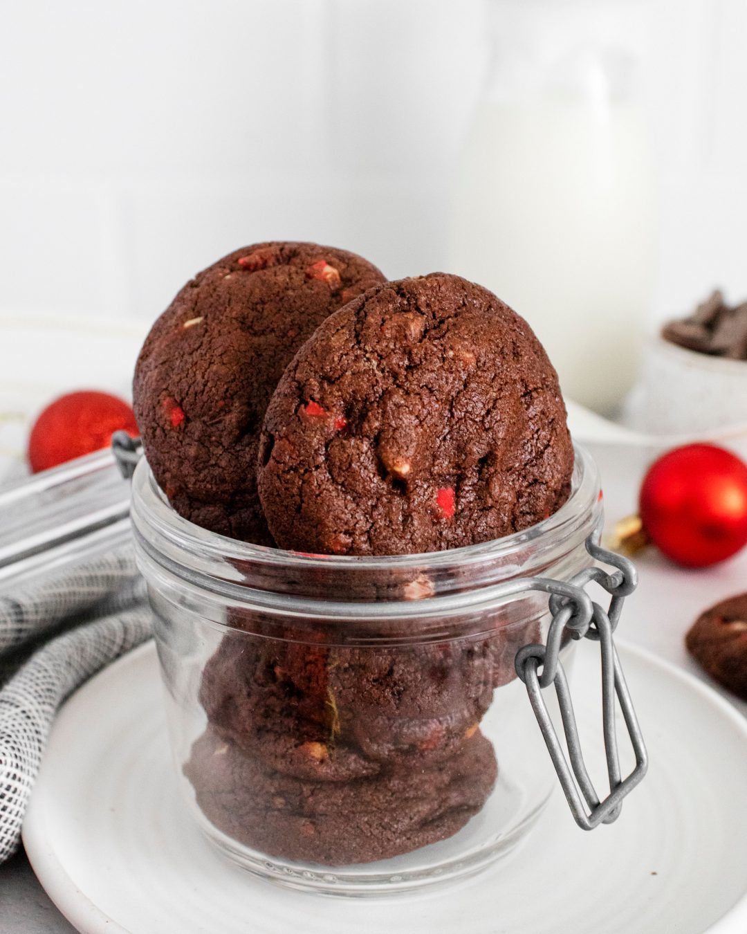 Peppermint Bark Cookies – Snacks and Sips