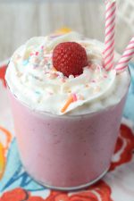 Raspberry Milkshake – Snacks and Sips