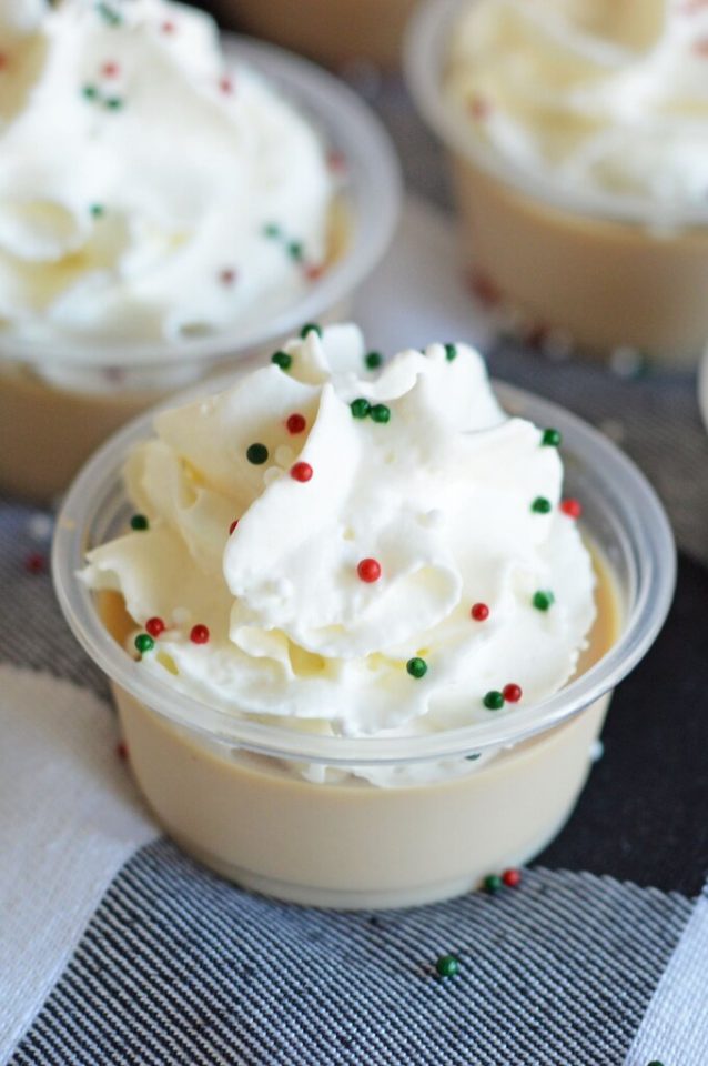 Christmas Cookie Jello Shots – Snacks and Sips