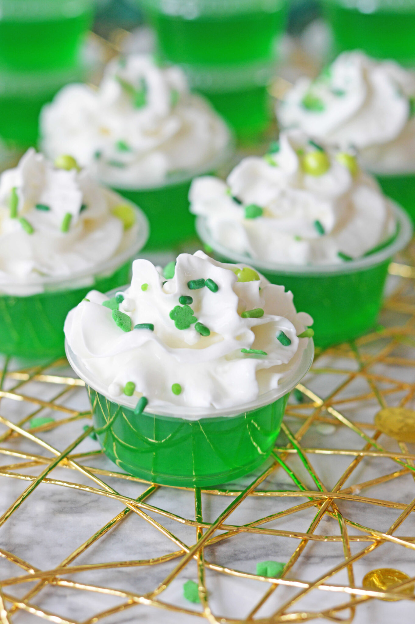 St. Patrick’s Day Jello Shots – Snacks and Sips