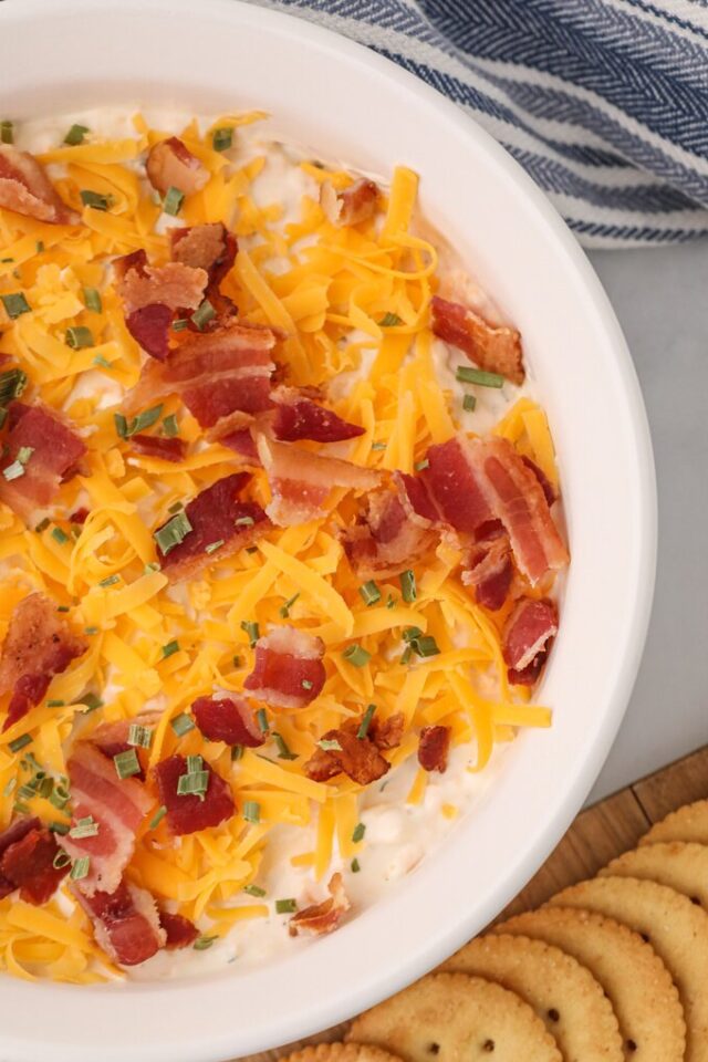 Crack Dip – Snacks and Sips